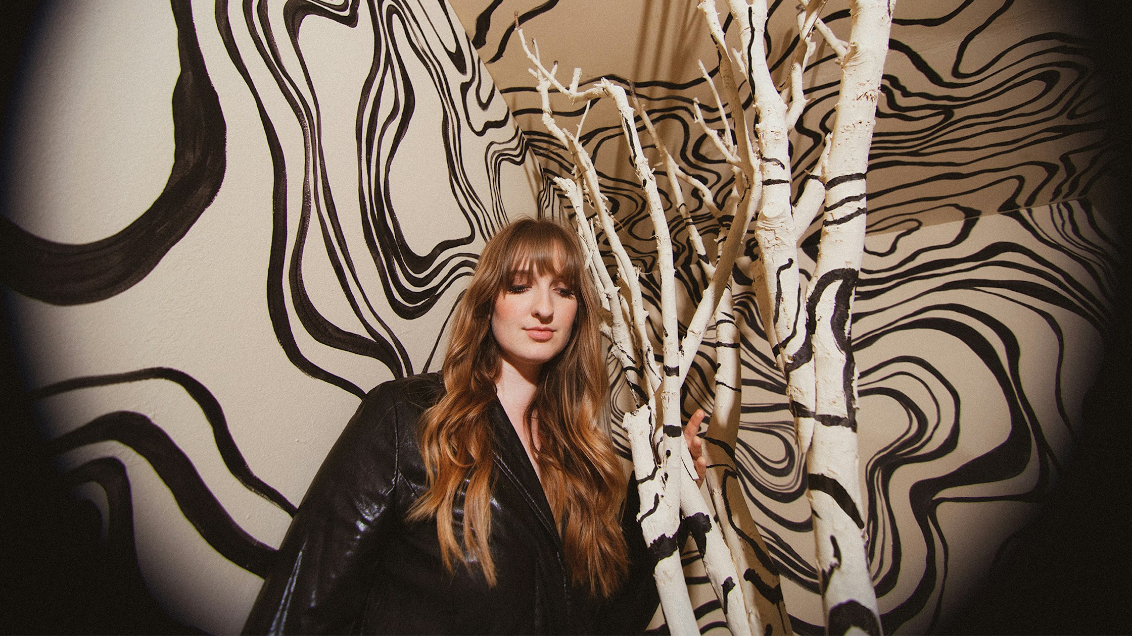 Madison Cunningham | Seated